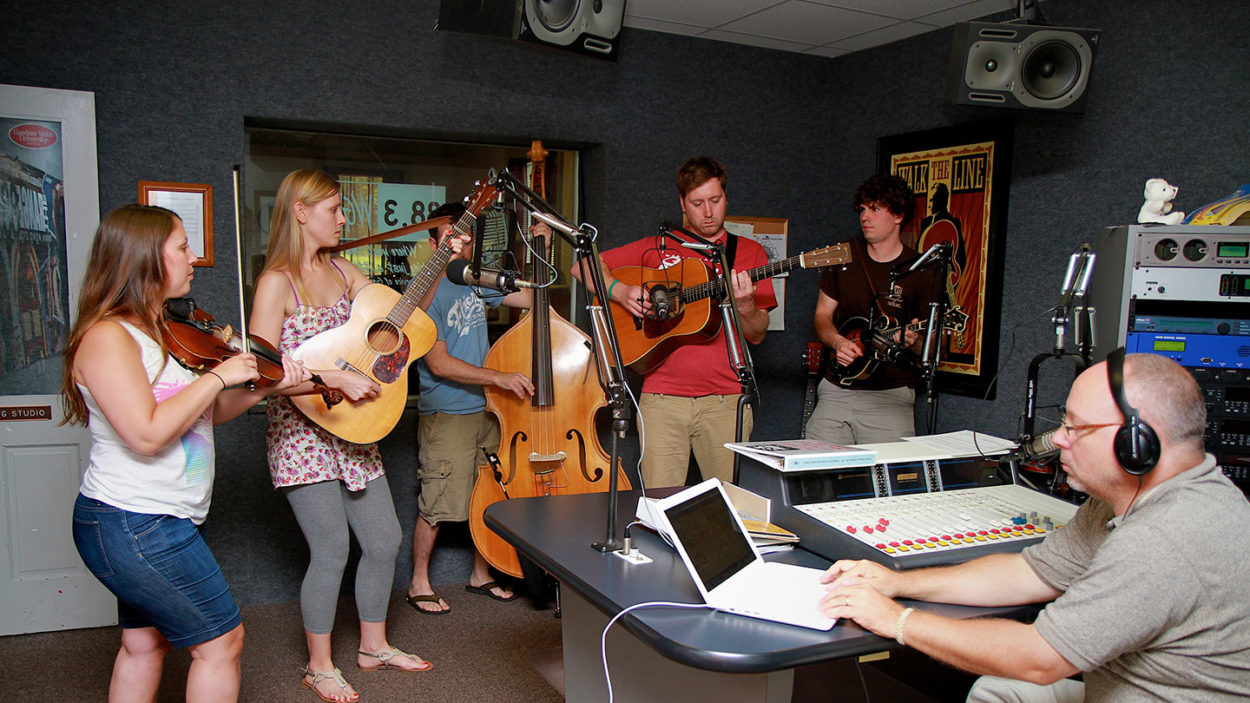 About WGWG - Gardner-Webb University