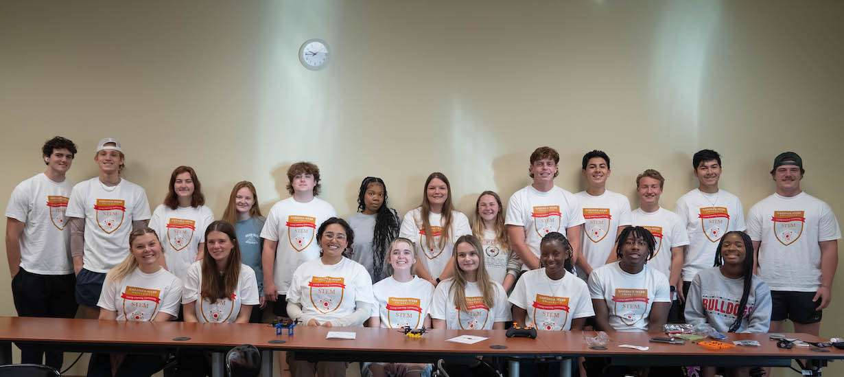 Students Form Bonds in Living-Learning Communities | Gardner-Webb ...